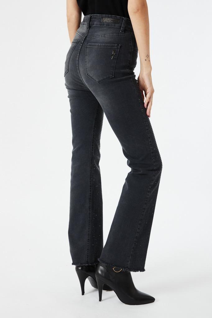 Jeans - Moweek - Encontrá lo mejor de la moda local