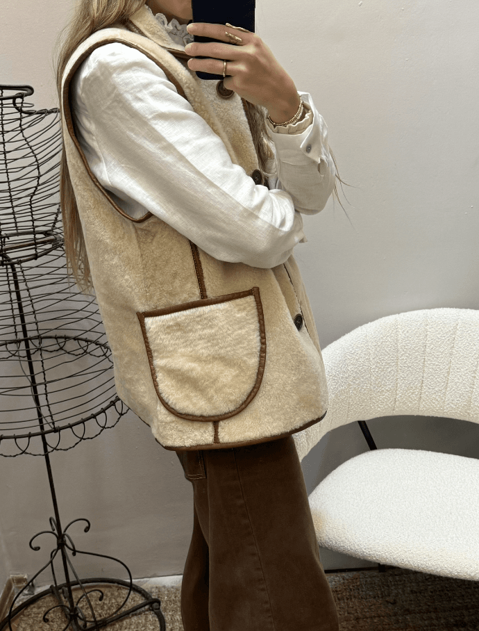 Chalecos y kimonos - Moweek - Encontrá lo mejor de la moda local